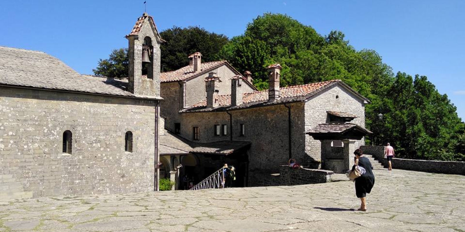 Castagnata a Caprese Michelangelo e il santuario della Verna | CRALT ...
